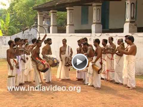 Panchavadyam - an ensemble of five instruments, Percussion, Orchestra ...