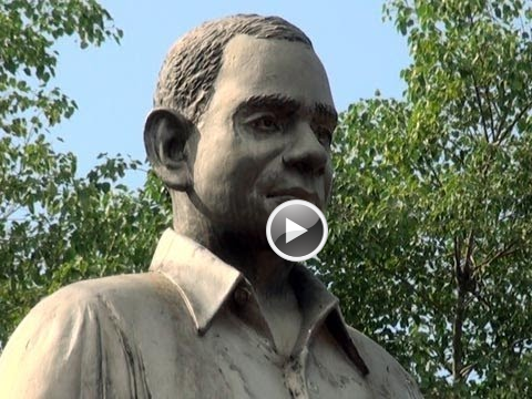 C. Kesavan’s statue, Kozhencherry Address, Kozhencherry, Kerala, India