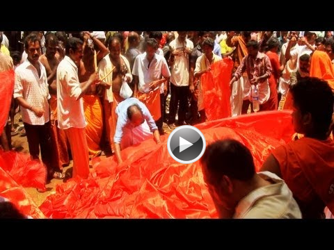 Part 12, Kodungallur Bharani, Oracle, Velichappadu, Festival ...