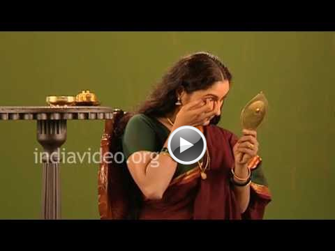 Traditional Kohl Preparation for Beautiful Eyes