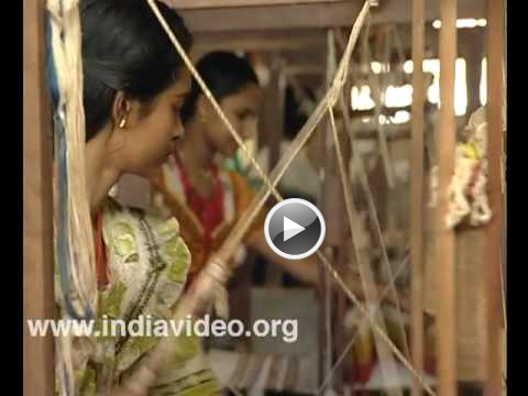 Weaving Kerala Sari, Balaramapuram Handloom, Thiruvananthapuram, India ...